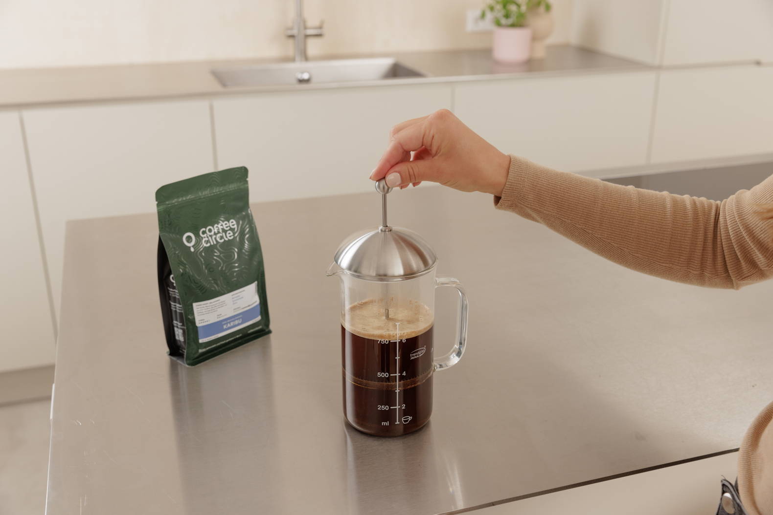 French Lessons: Tips for the French press, press jug, cafetiere ...